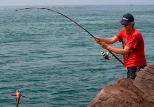 Fishing the Rocks – Oregon Coast Magazine