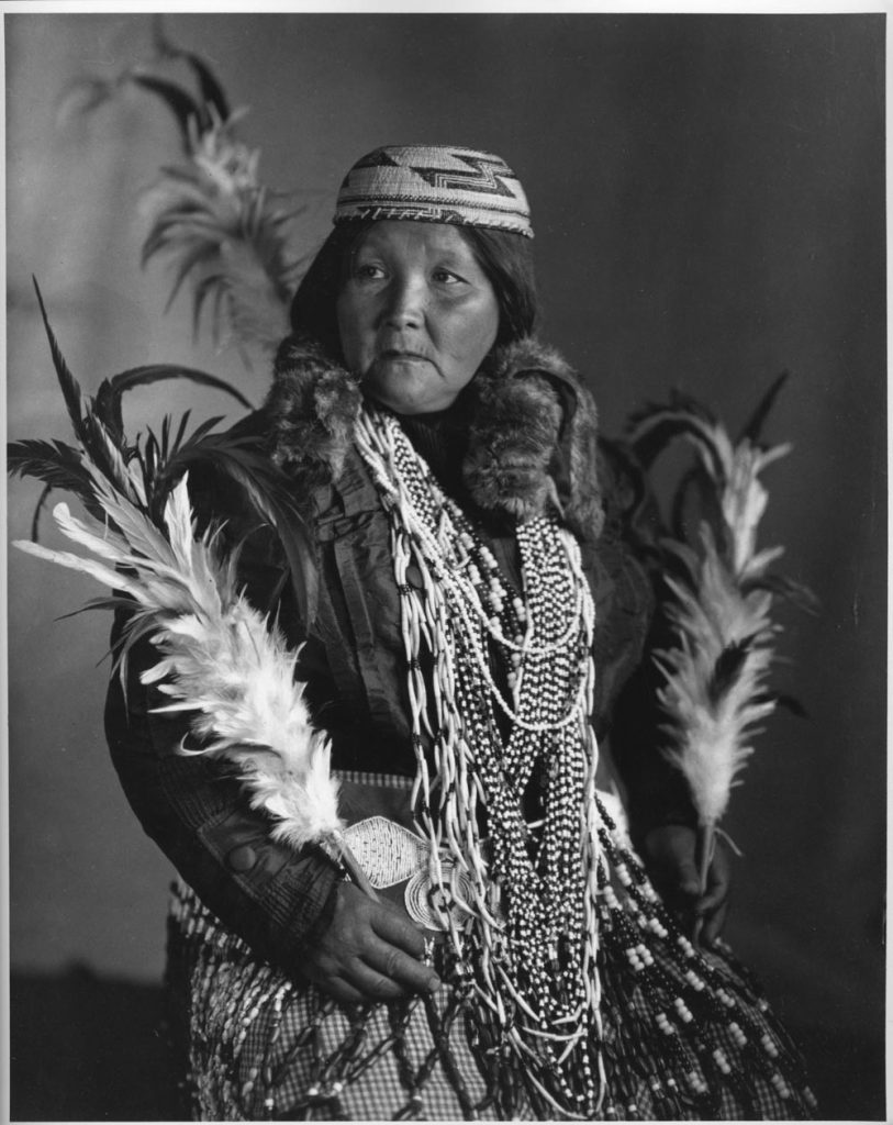 Oregon’s Tribal Beadwork – Oregon Coast Magazine