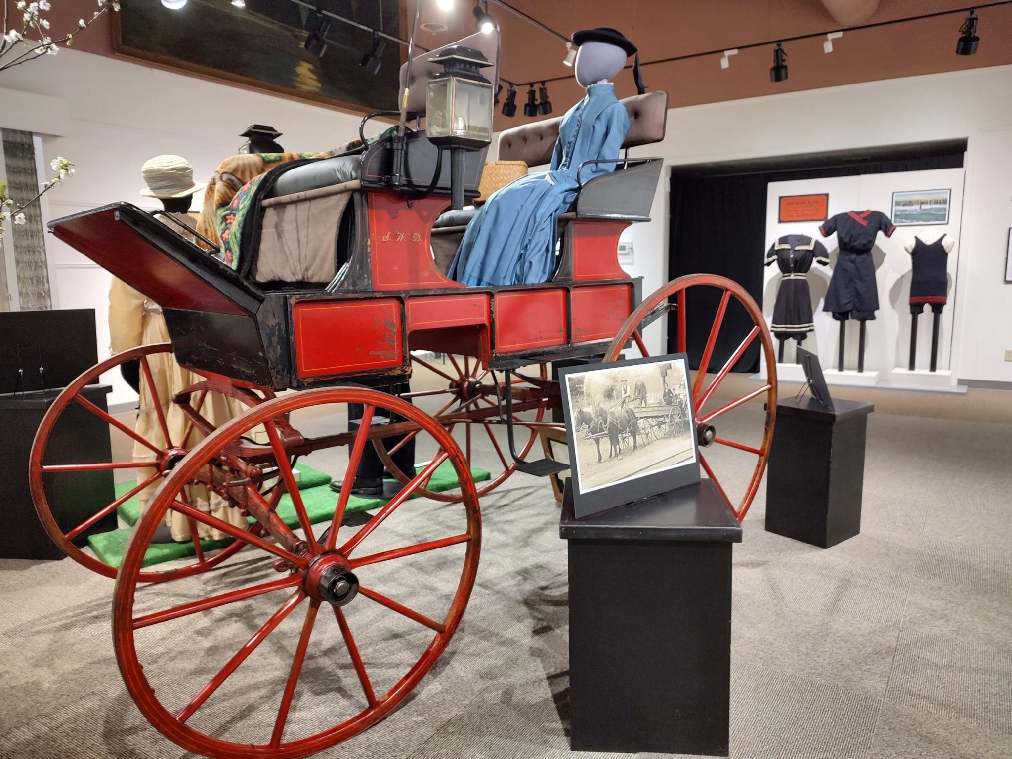 carriage museum – Oregon Coast Magazine