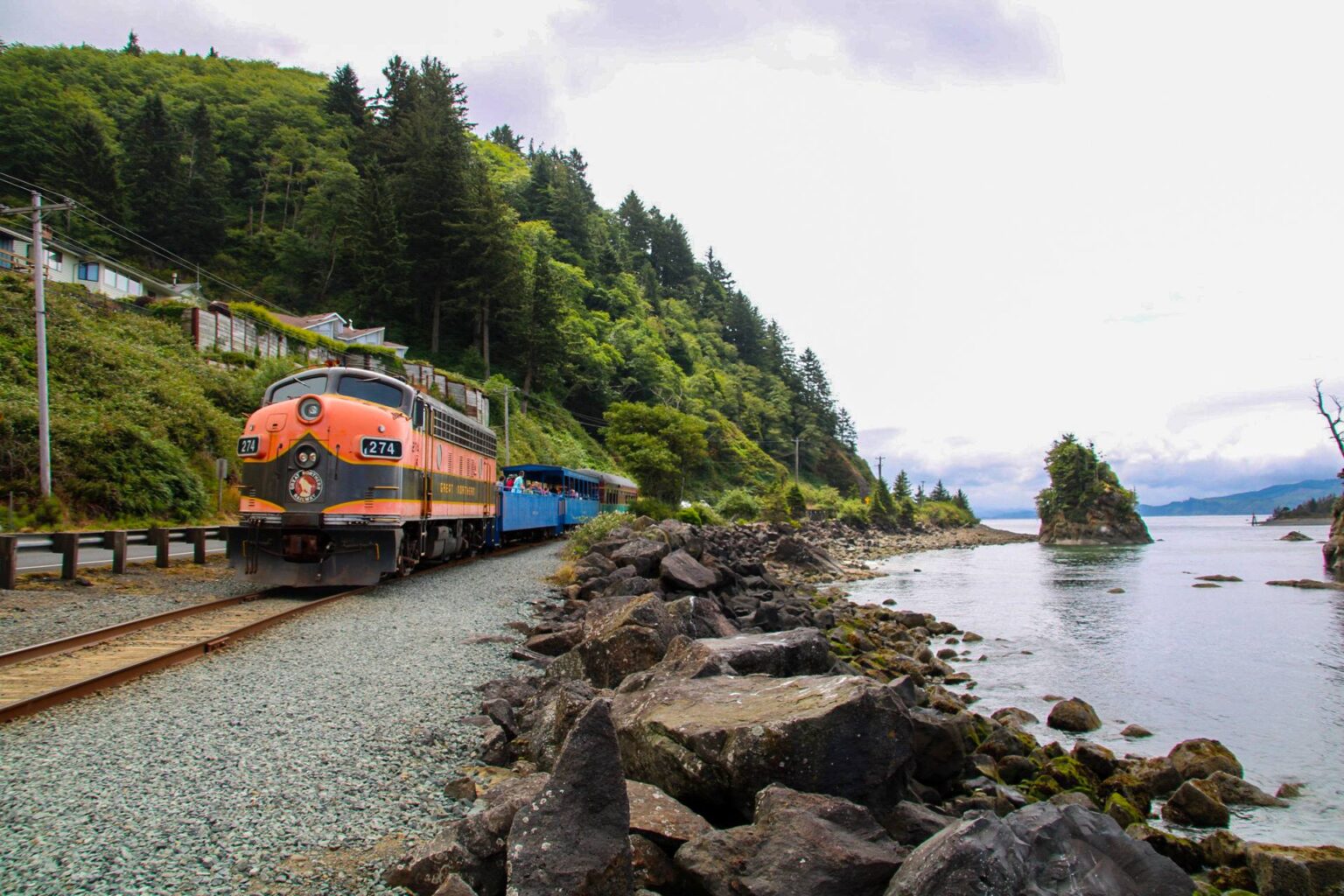 All Aboard the Oregon Coast Scenic Railroad – Oregon Coast Magazine